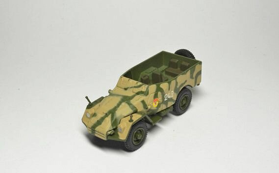 Масштабная модель 1/72, БТР-40