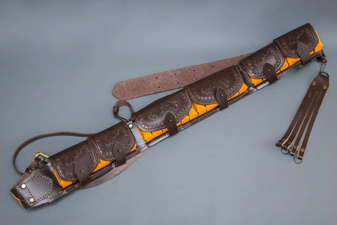 Патронташ закрытый однорядный поясной ремень с 6 секциями на 24 патрона 12 калибра из натуральной кожи и кордуры с дополнительным ременем и утятницей