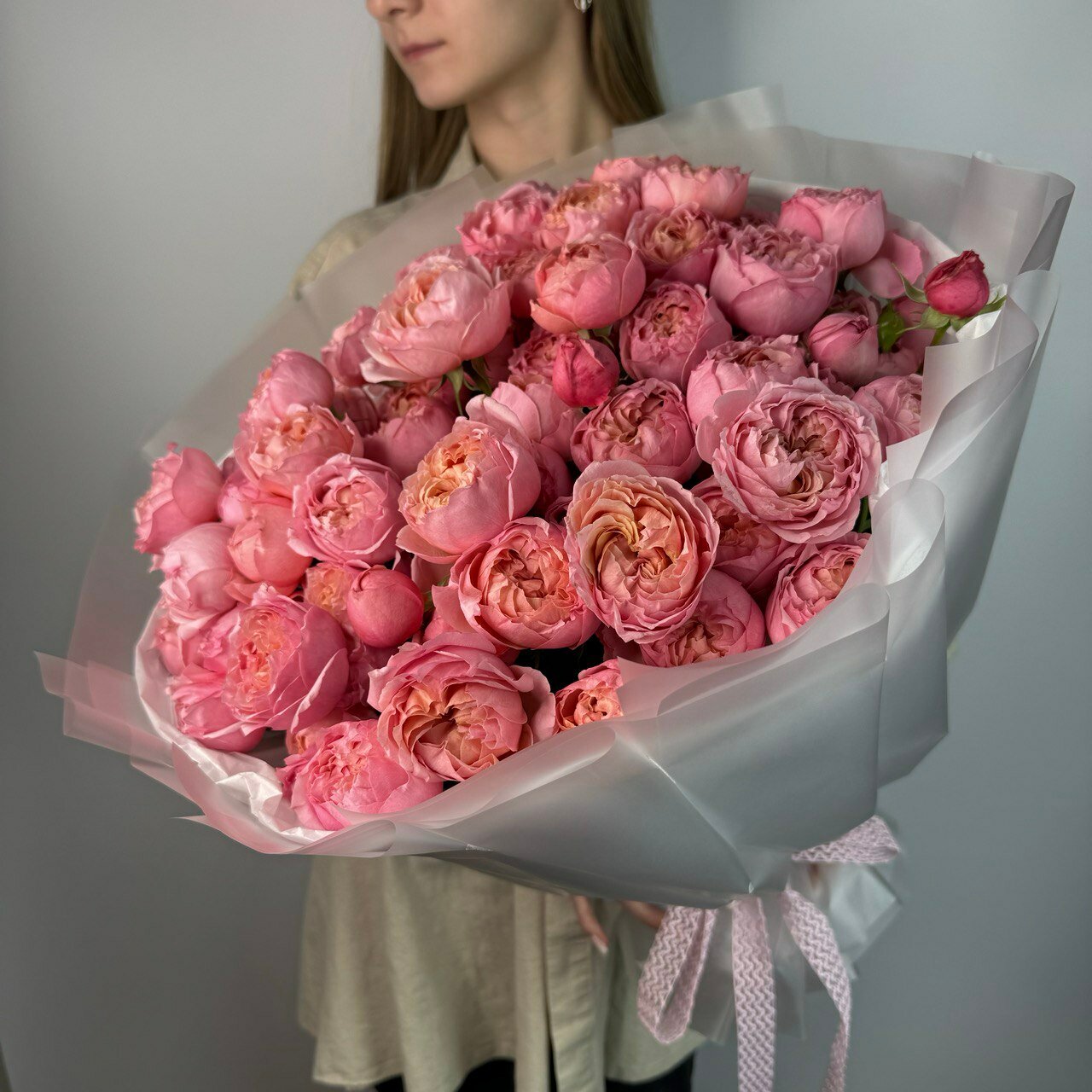 Букет Ver Flowers "Джульетта", 25 роз, бежево-оранжево-розовый, L