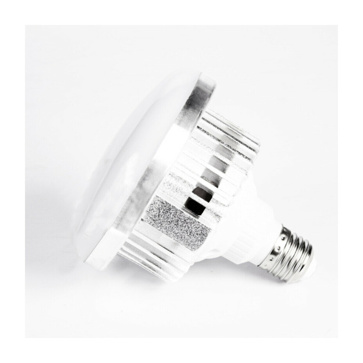 Светодиодная лампа 30Вт цоколь Е27 6500К Fotokvant LE-65W