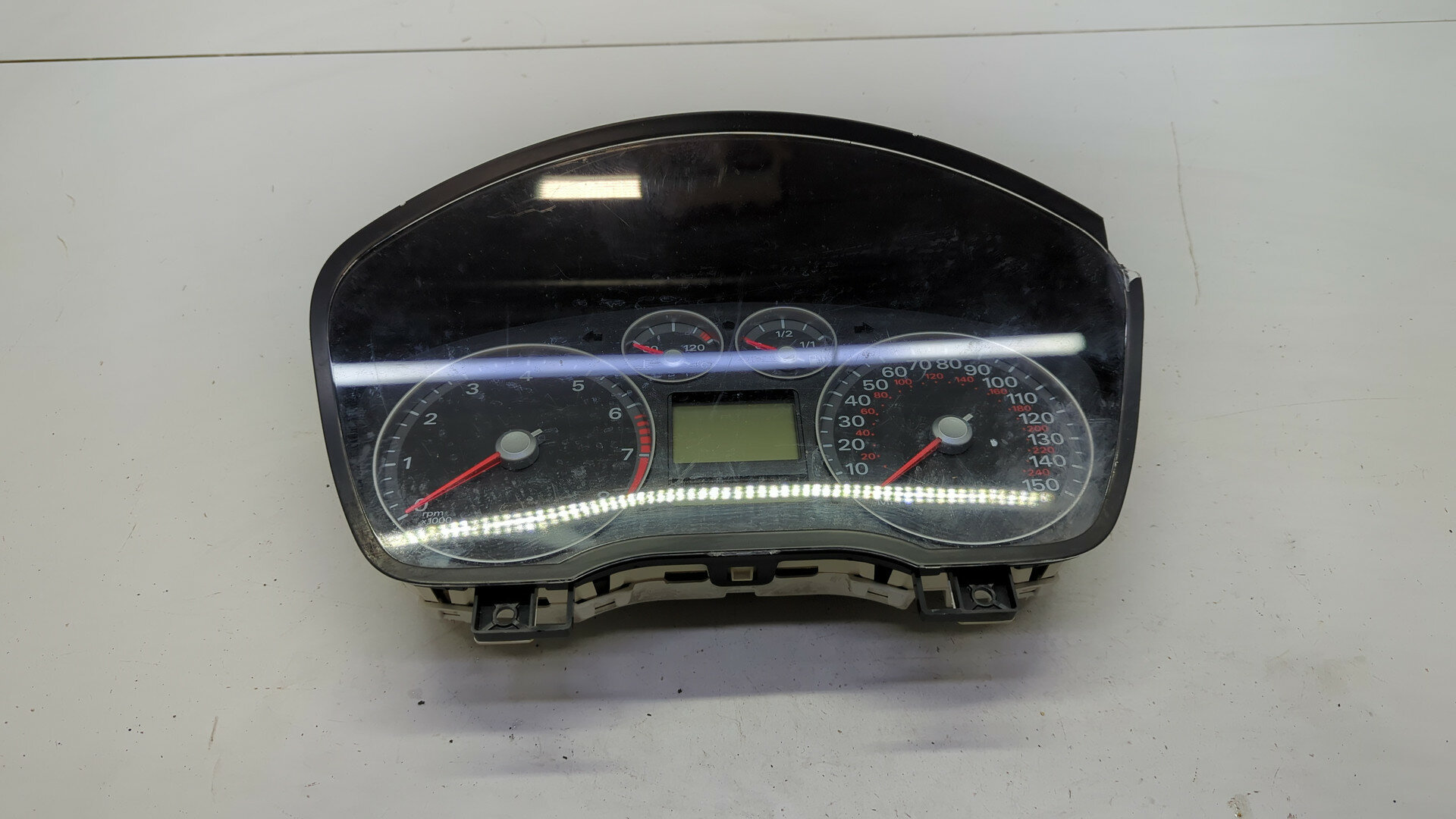 Приборная панель Ford Focus 2 Б/У