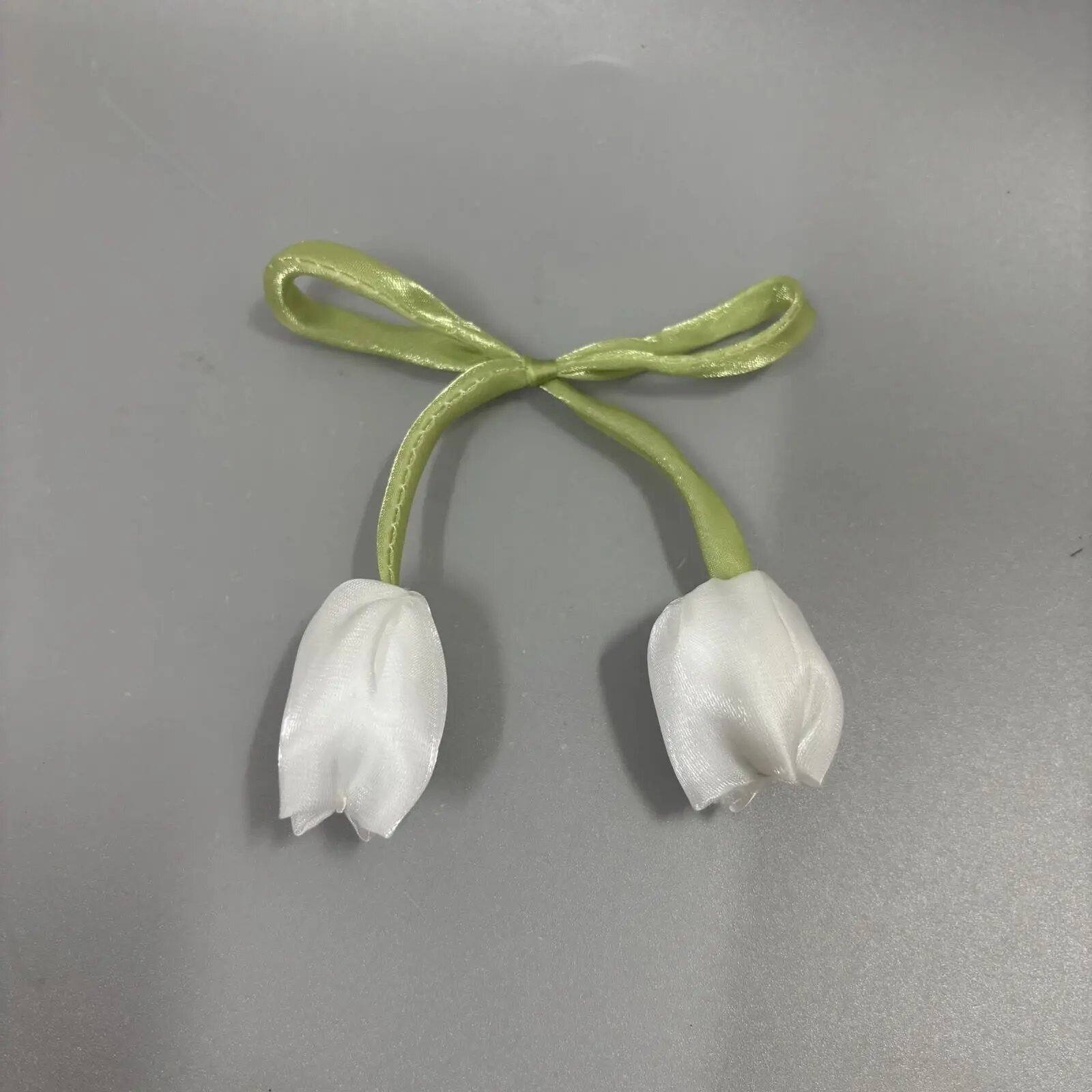 Белые тюльпаны из ткани, 2 шт.