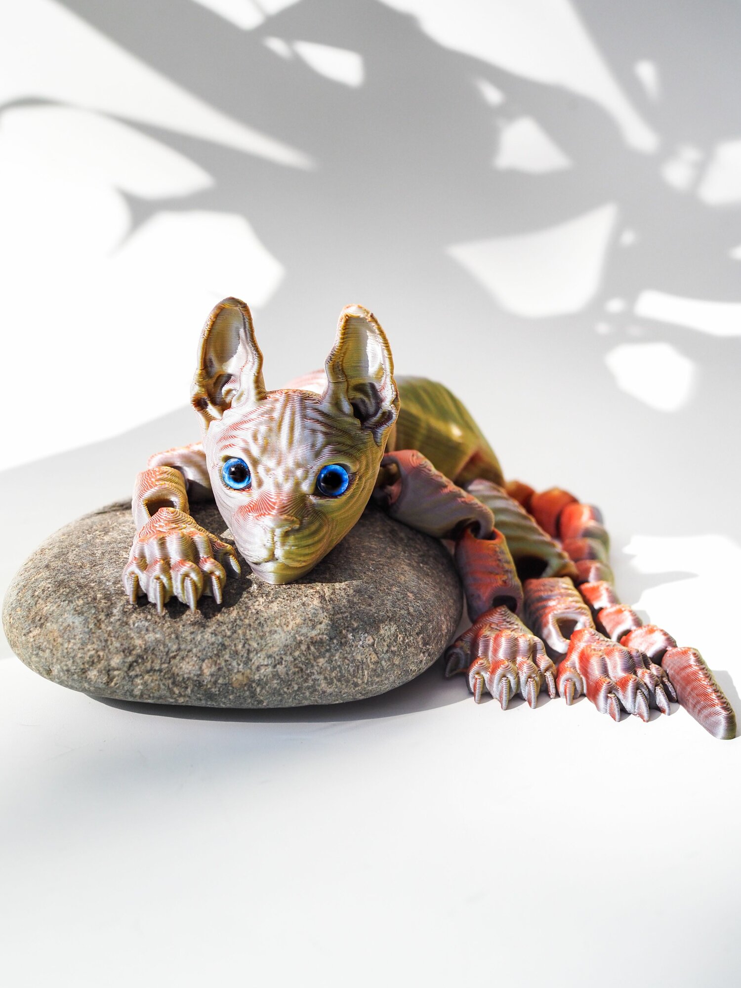 Фигурка "Котенок сфинкс", подвижная, экопластик, 29см, золотой