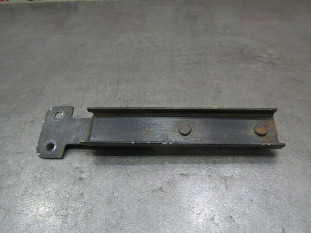 Кронштейн шумоизоляции двигателя боковой для а/м KAMAZ 5490