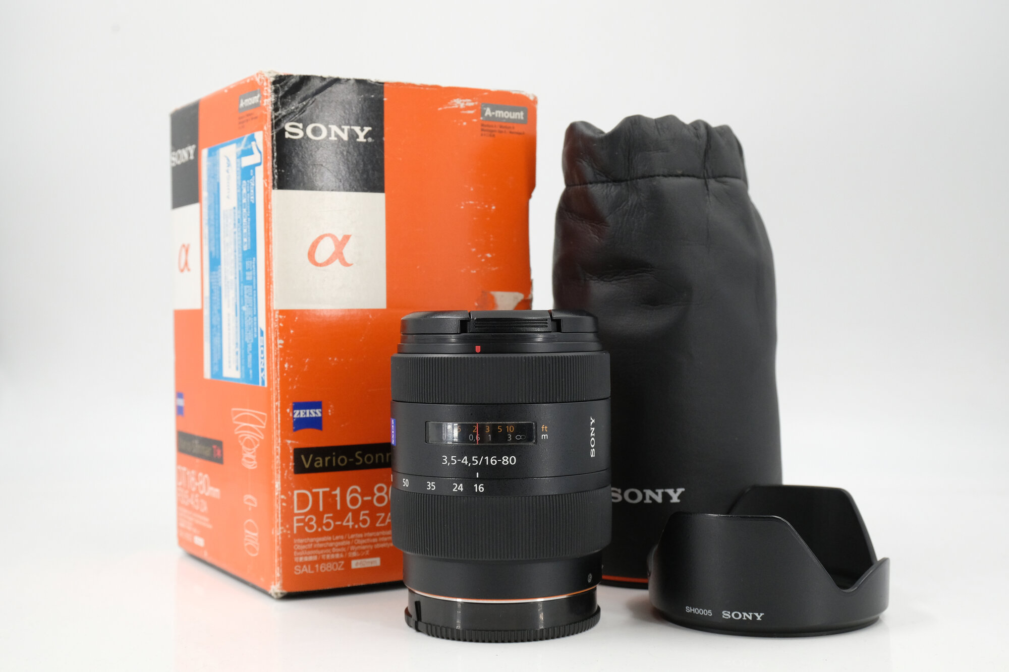 Sony Vario-Sonnar T* 16-80mm f/3.5-4.5 ZA DT Carl Zeiss