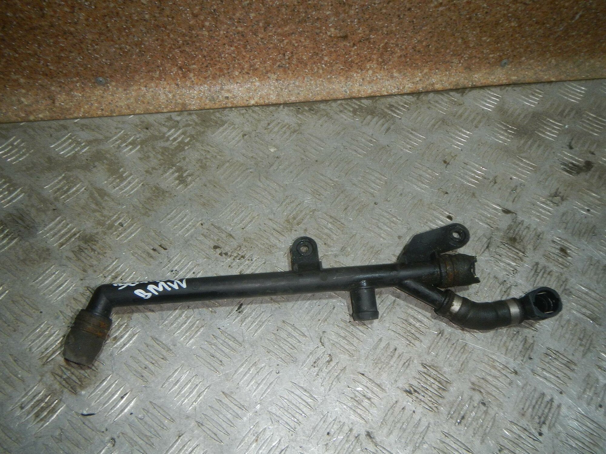 Б/У Трубка системы охлаждения, BMW (БМВ)-7 (F01, F02) (08-) BMW 7 (F01, F02) (08-14) 4,2 Без повреждений 367406 BMW арт. ...