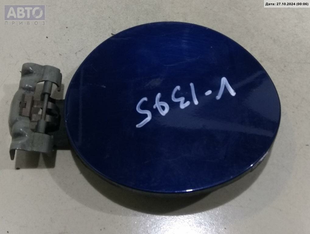 Лючок бака Nissan Note