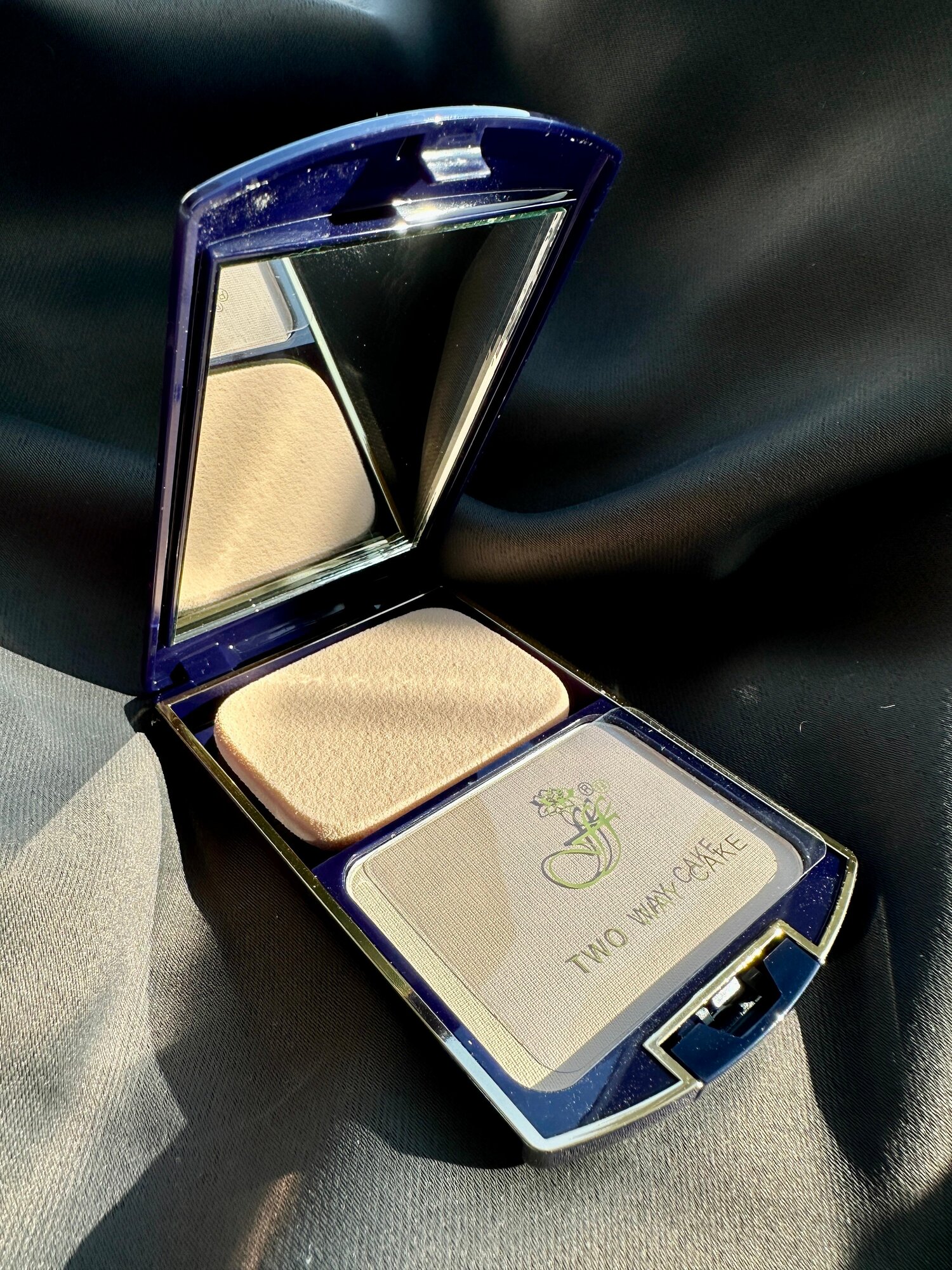 FFleur Пудра для лица компактная TK-12 2 в 1, тон 01 светлый натуральный