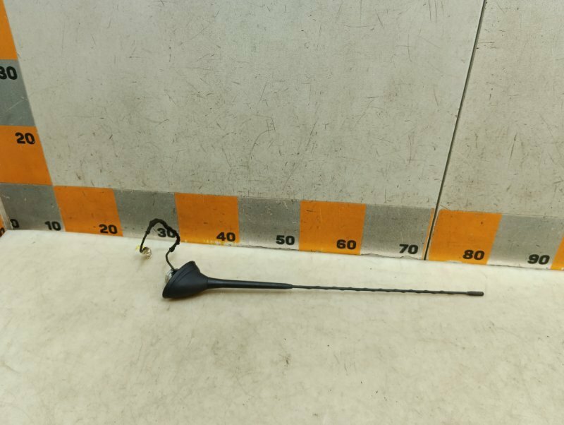 Б/У Антенна Citroen C4 2016 2, B7, B73 461056 Peugeot-Citroen арт. 9674768980