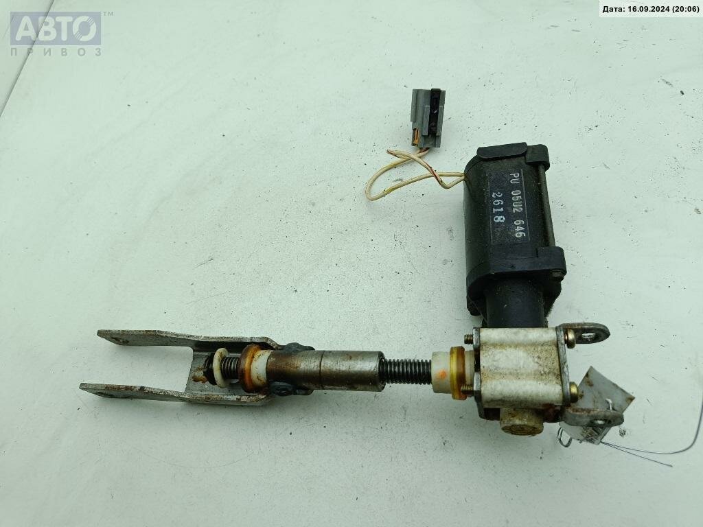 Моторчик регулировки сиденья Ford Cougar