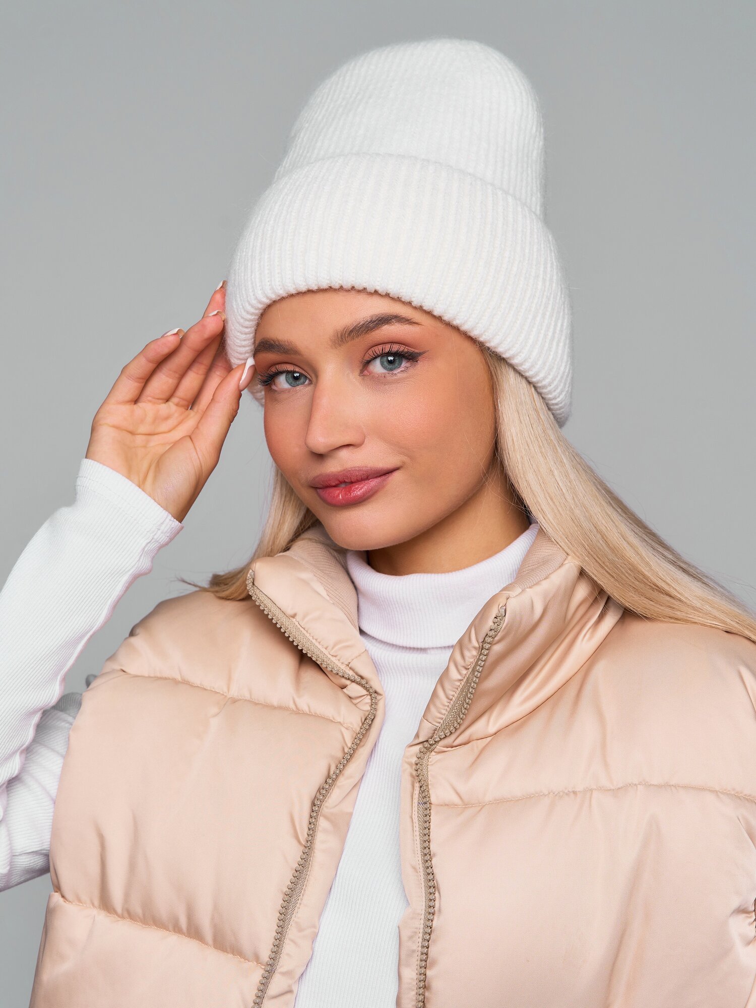 Шапка-бини для девочек и женщин