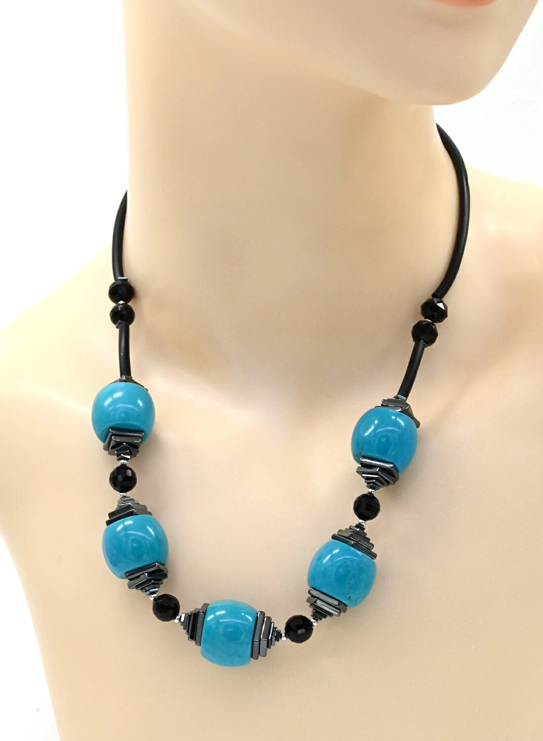 Колье, бирюза