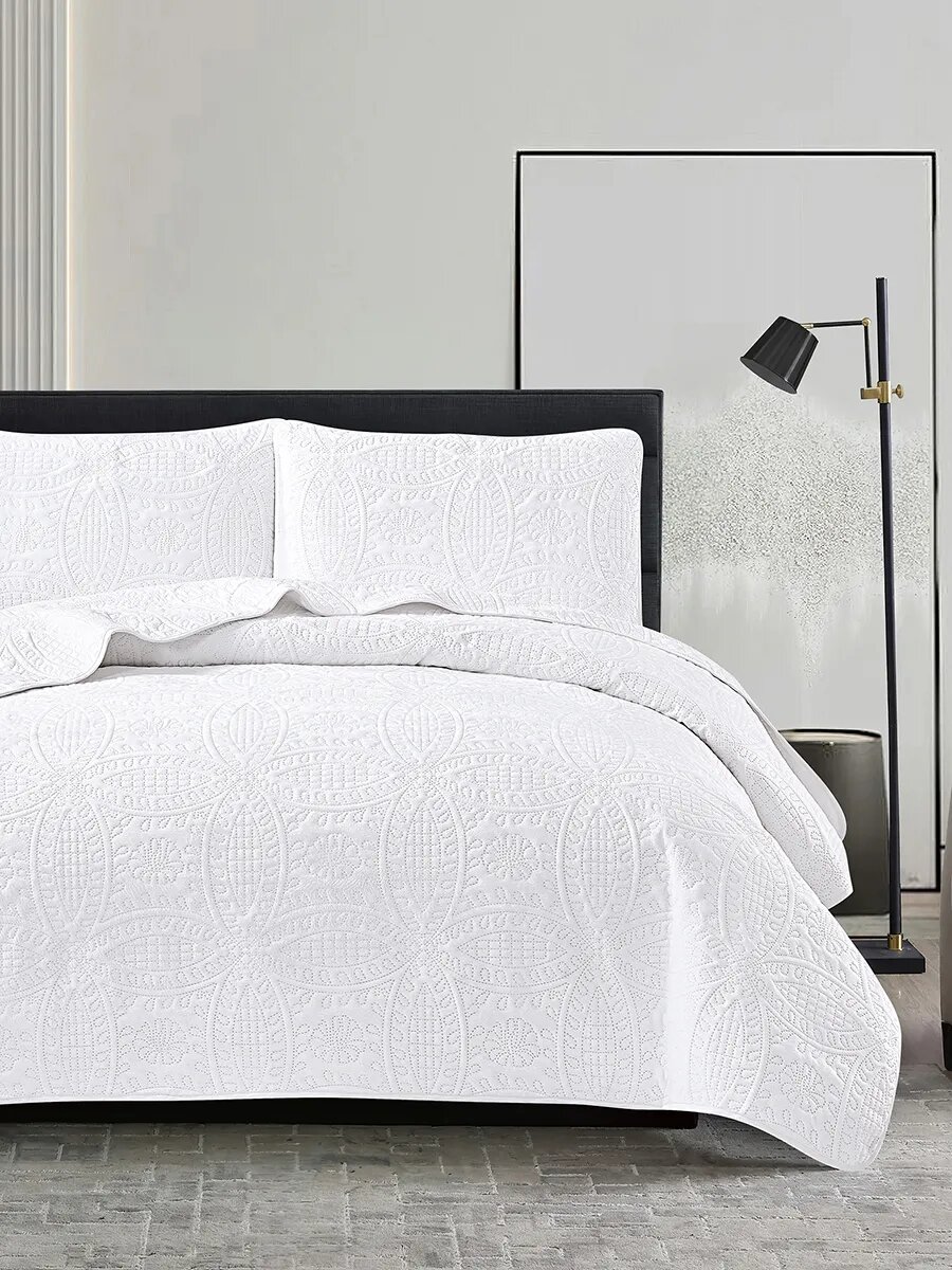 Покрывало на кровать 220х240 велюровое Casablanca