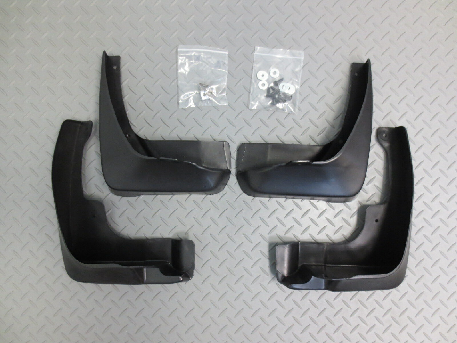Брызговики Toyota Camry 2006-2011