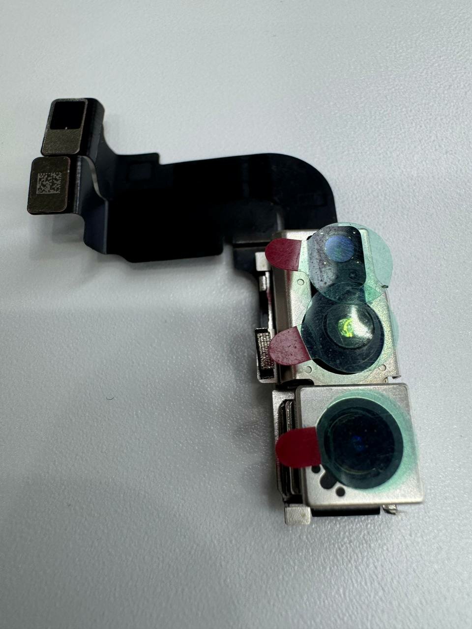 Apple iPhone 15 Pro камера фронтальная (передняя) оригинал (снятый)