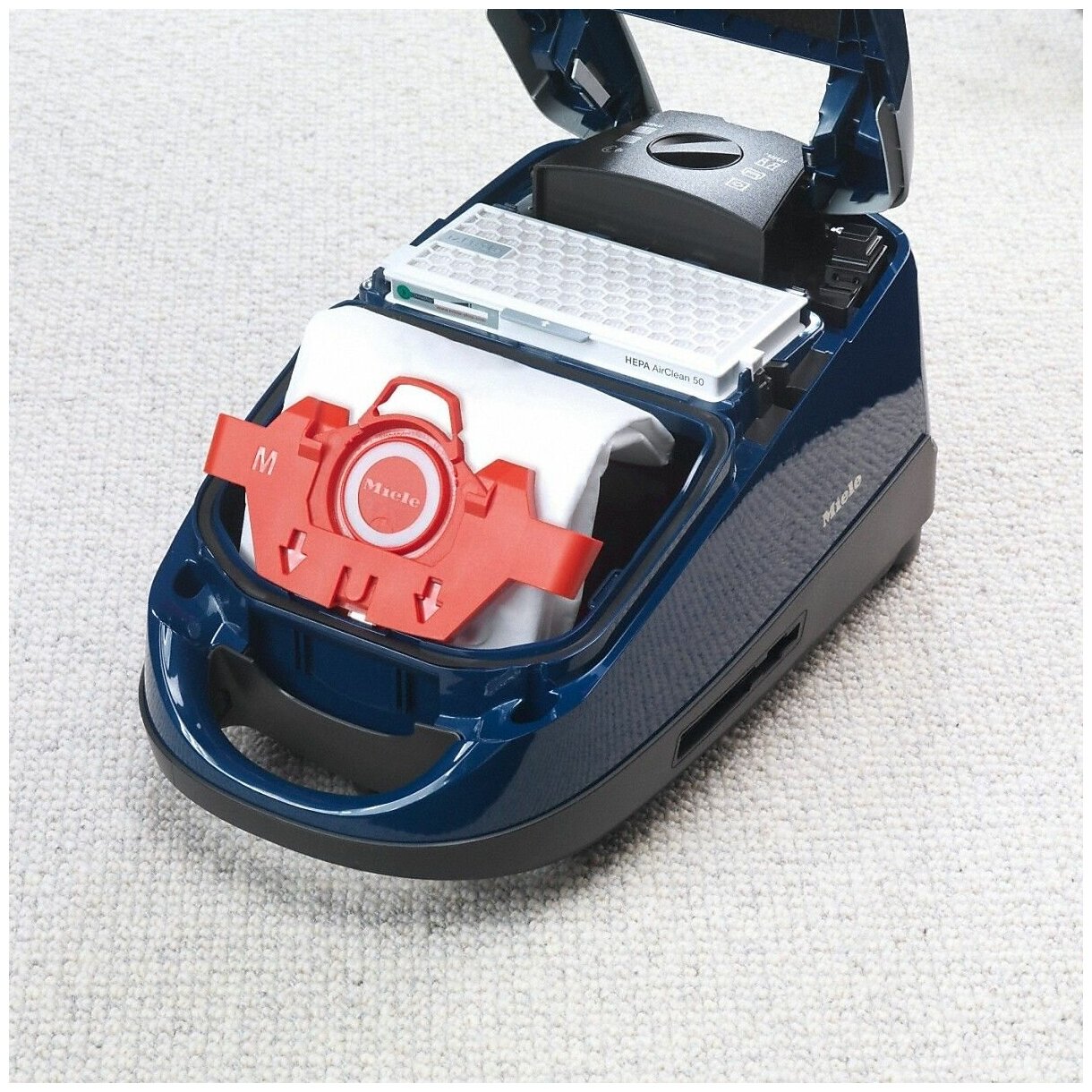 Мешки для пылесоса Miele FJM HyClean 3D Efficiency Красное крепление. Пылесборник фирмы Миле, комплект 4шт. + 2 фильтра. Увеличенный объем