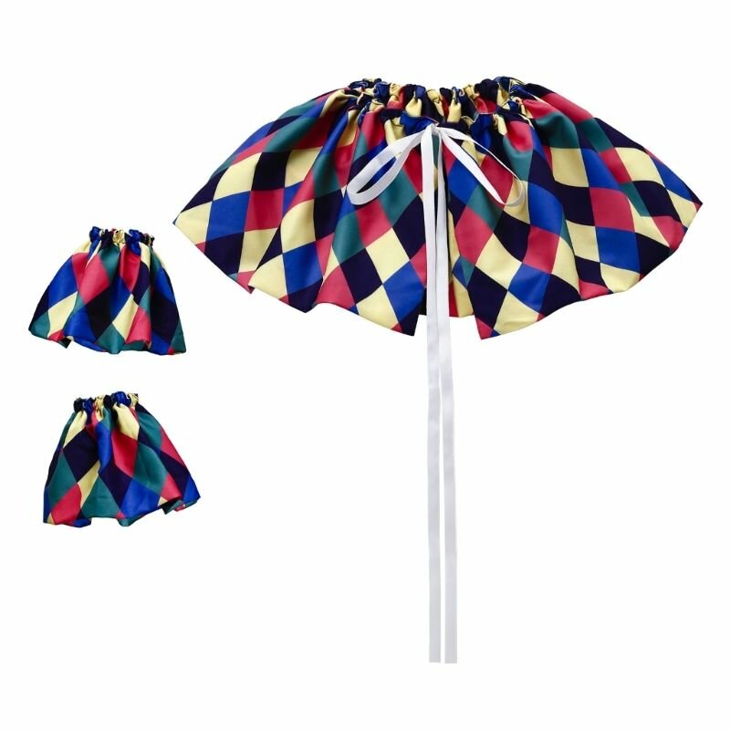 Клоун разыгрывает аксессуары для фальшивых воротников и манжет