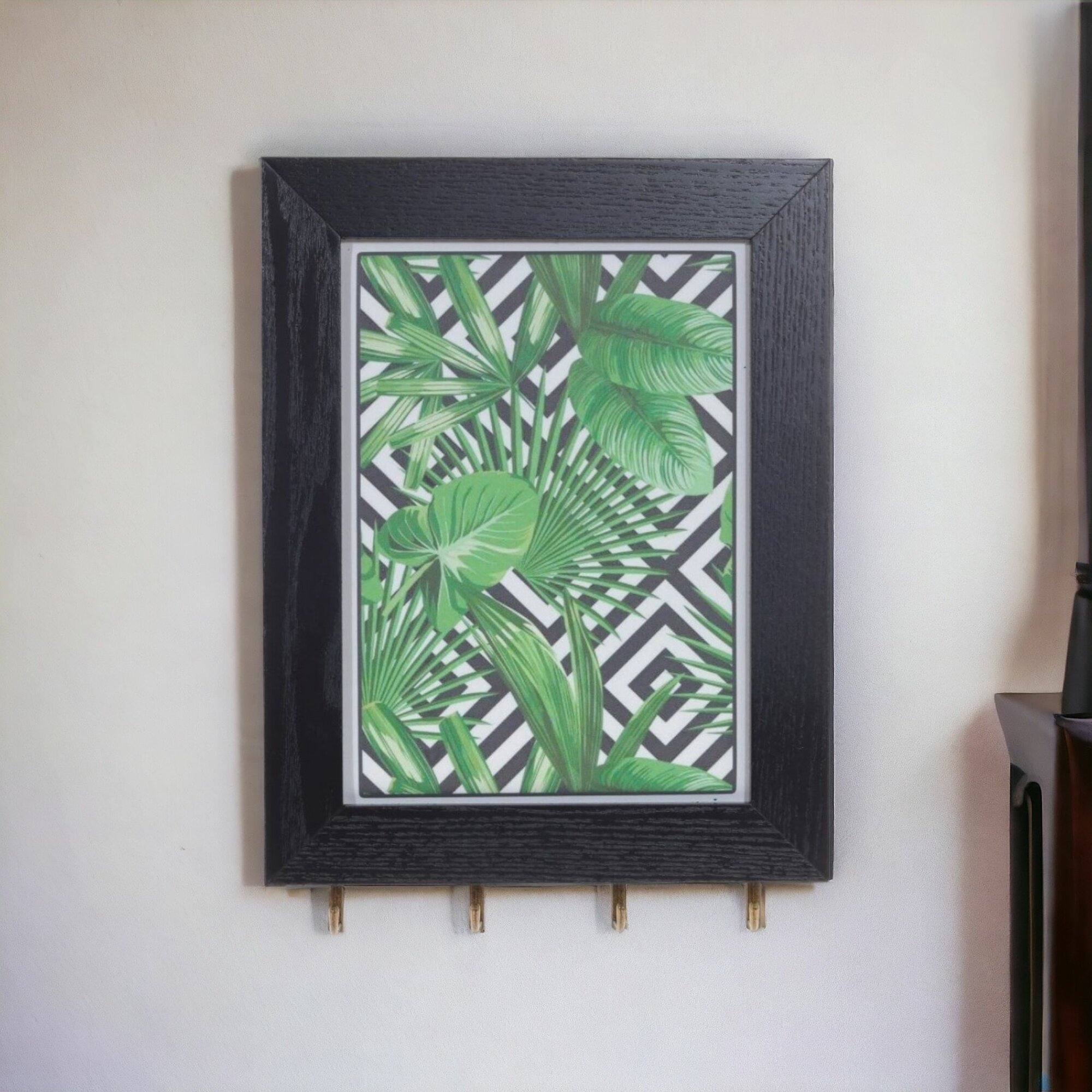 Настенная ключница, картина с 4 крючками, с геометрическим рисунком 22х3х30см.