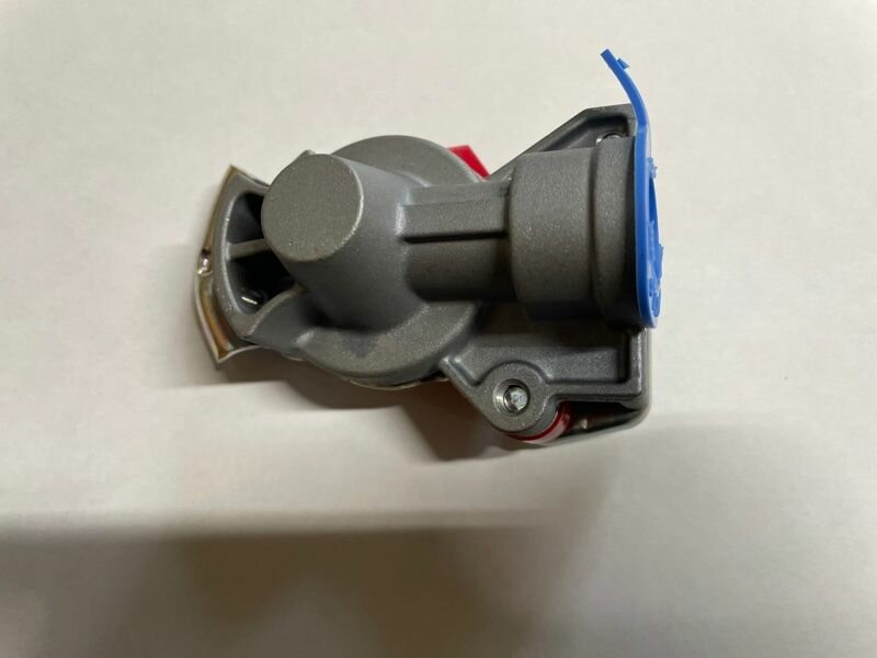 Головка соединительная SAMPA, красная, с клапаном, m22*1,5, MAN DAF RENAULT IVECO KAMAZ MAZ