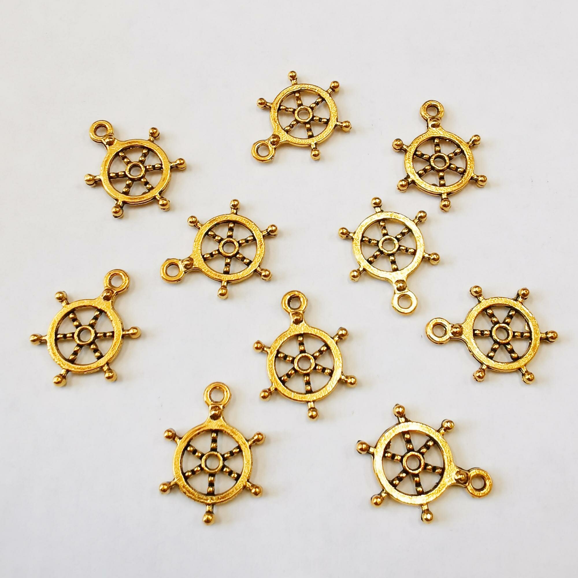 Подвеска, 21х15.5мм, штурвал, базовый материал - цинковый сплав, золотистый с чернением, 20 шт.