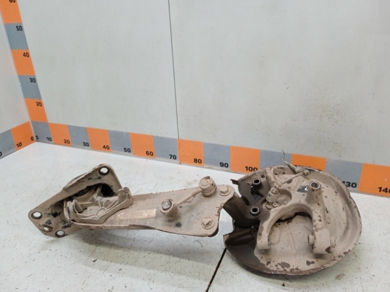 Б/У в сборе со ступицей, ступица, Фольксваген Джетта 5 Кулак поворотный Volkswagen Jetta 2007 5, 1K2 Задн. Прав. 263700 VAG а...