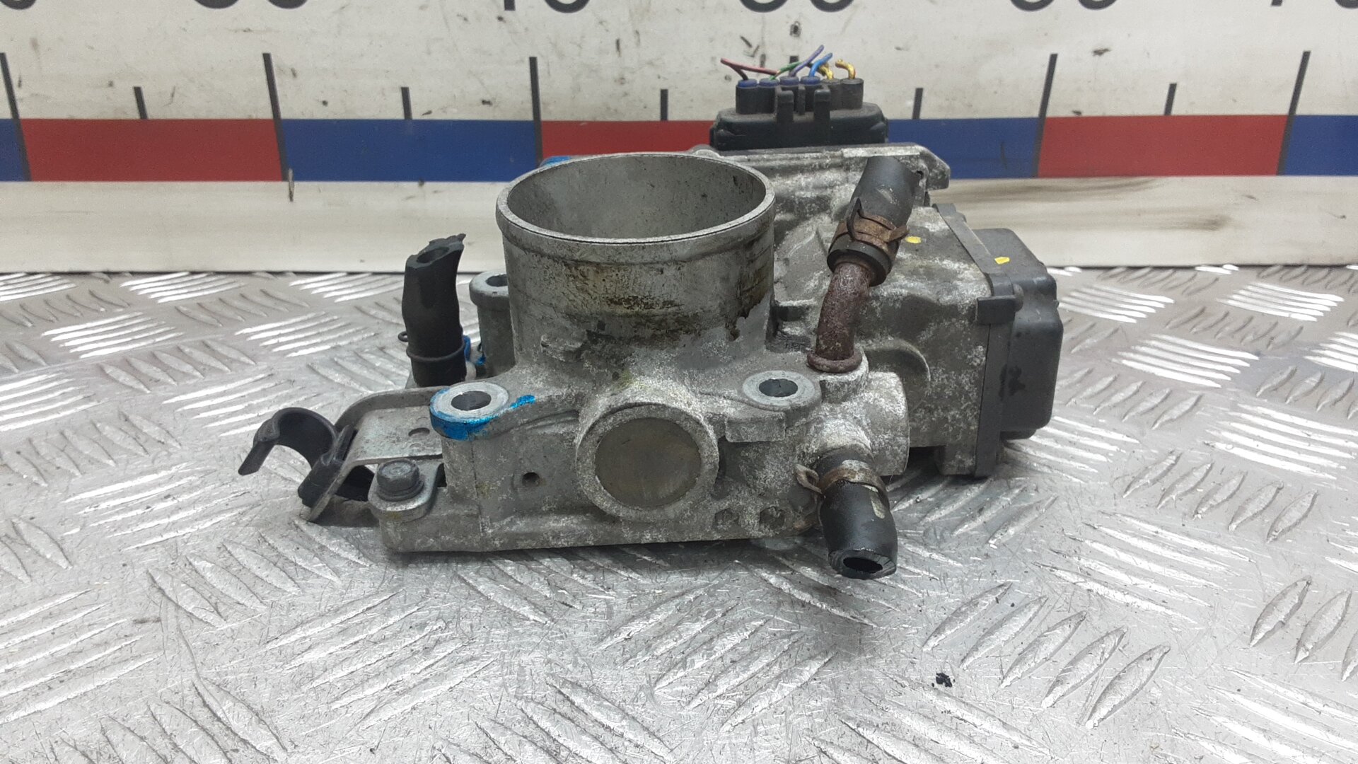 Дроссельная заслонка бензиновая HONDA CIVIC 8, Номер 16400RMX003