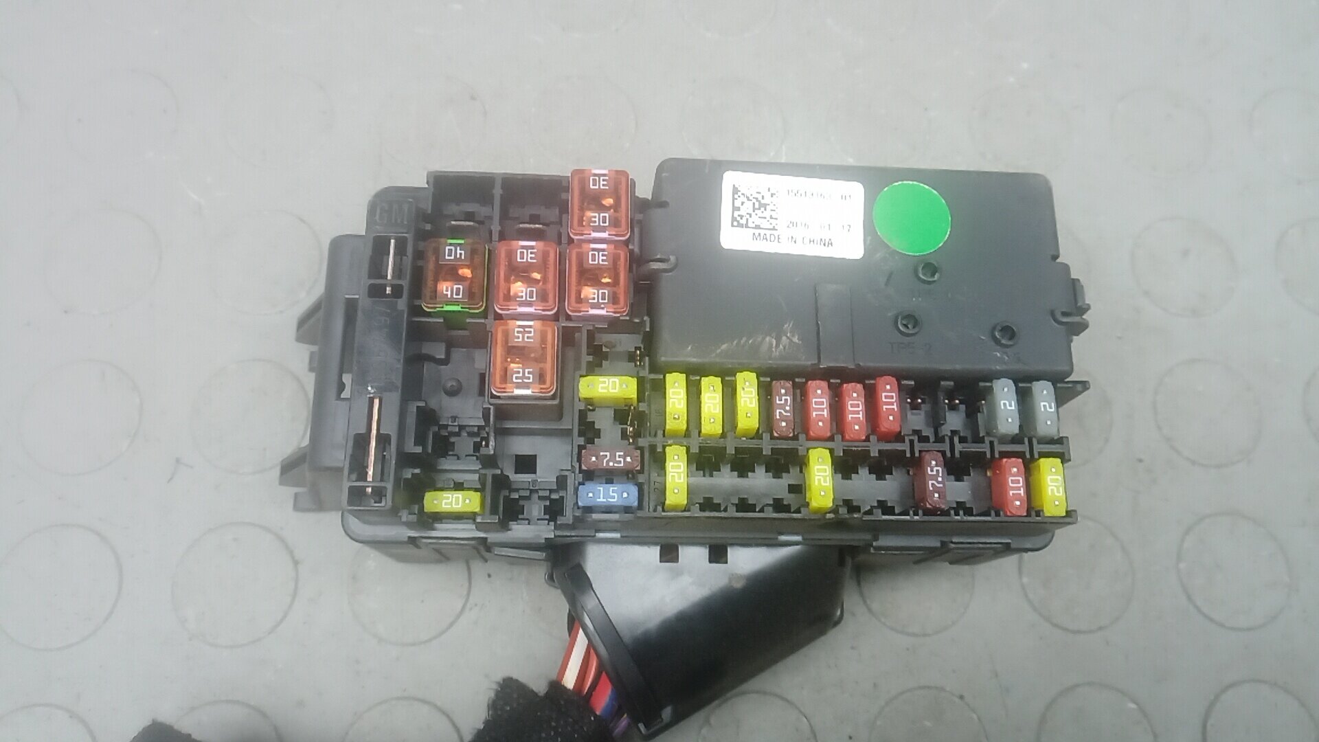 Блок предохранителей OPEL ASTRA K