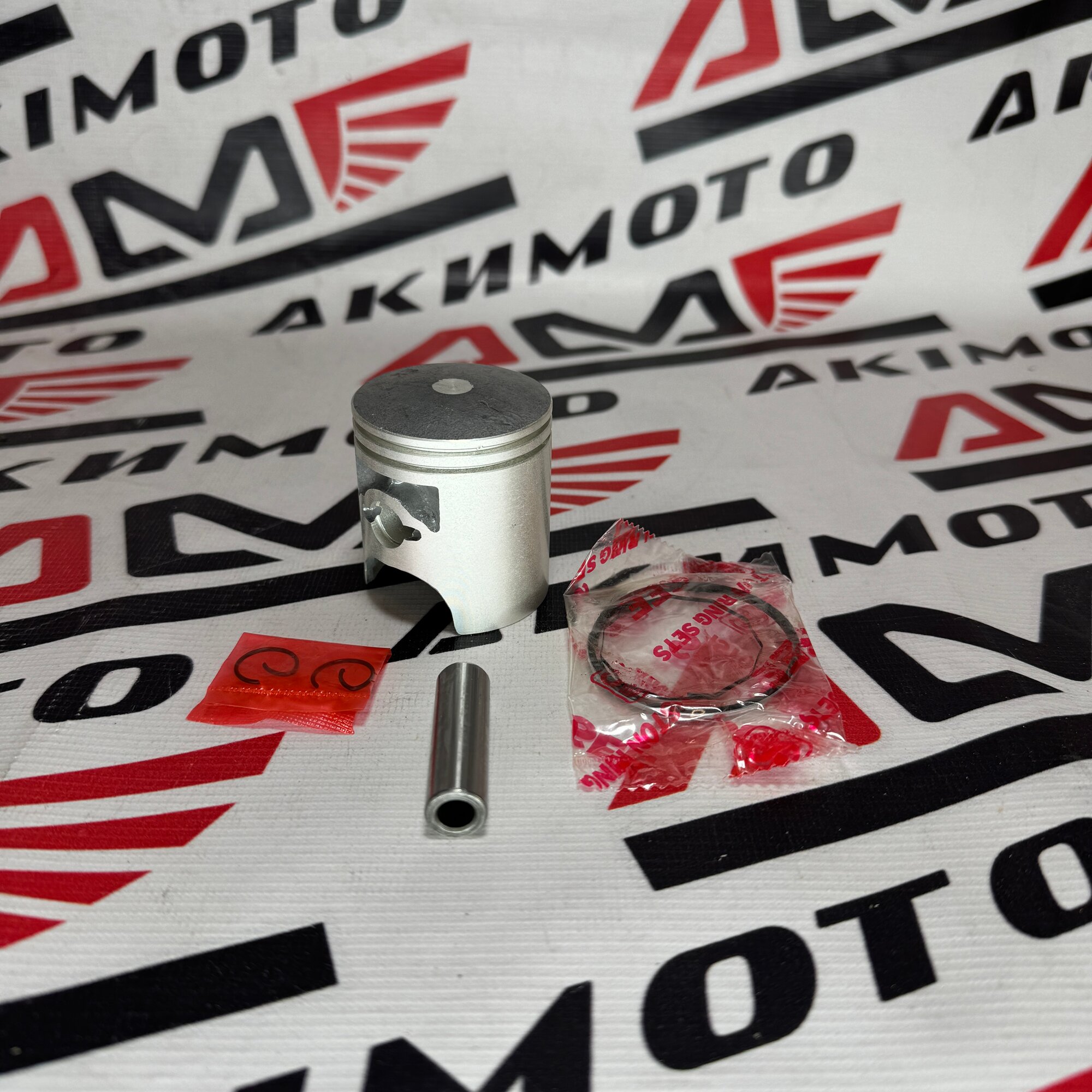 Ремонтный поршень Honda Lead90 HF05 d-48 (+0.25), p-12 1 ремонт SEE