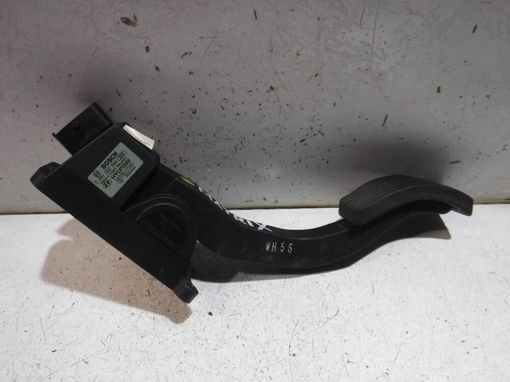 Педаль газа Hyundai Matrix 3270517050