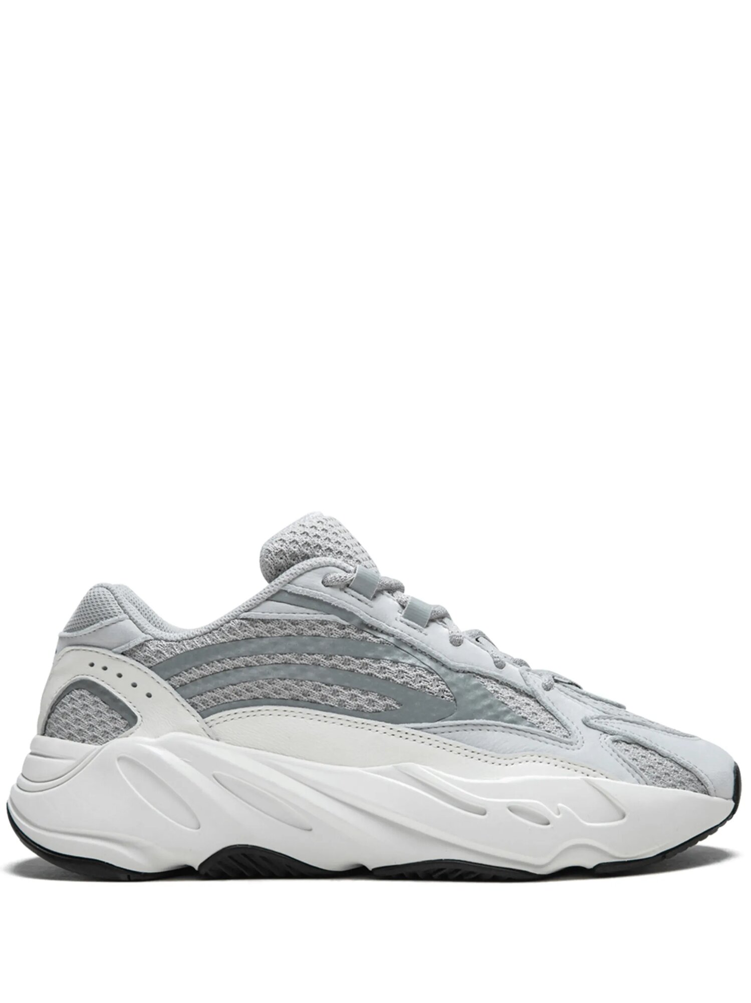 Кроссовки Boost 700 V2