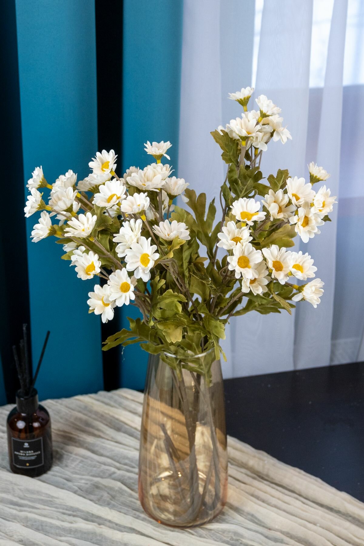 Искусственные цветы для декора и интерьера флористические премиум Ромашка кремовая 2 ветки 55см