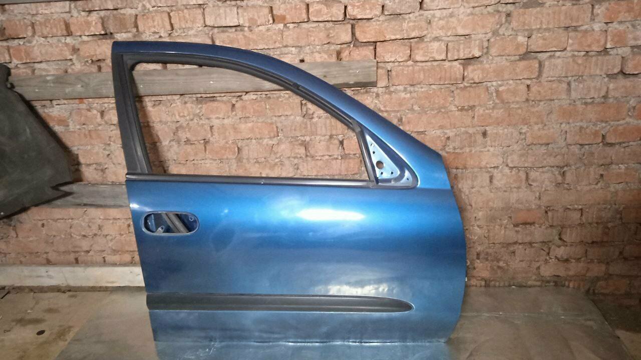 Дверь передняя правая Nissan Almera N16 2000
