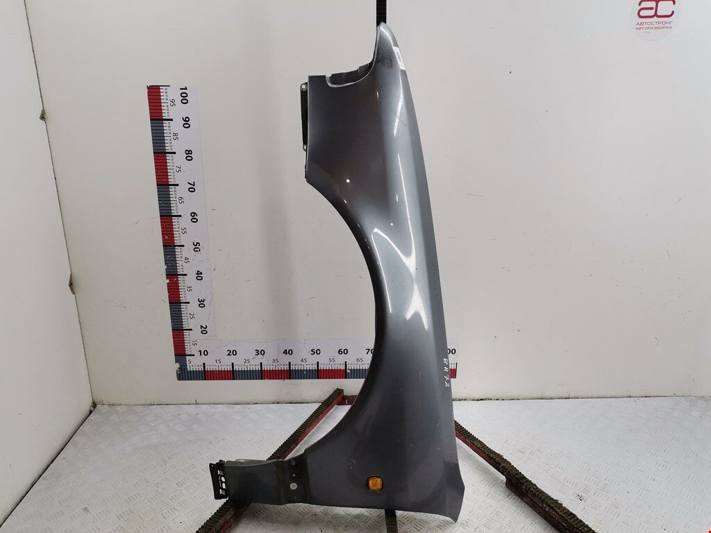 Крыло переднее левое Audi A8 D2 4D0821021A арт. 1755962