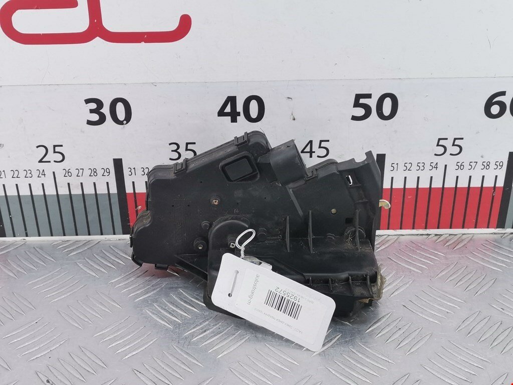 Замок двери передней правой BMW 3-Series (E46) 51217011244 арт. 1925572