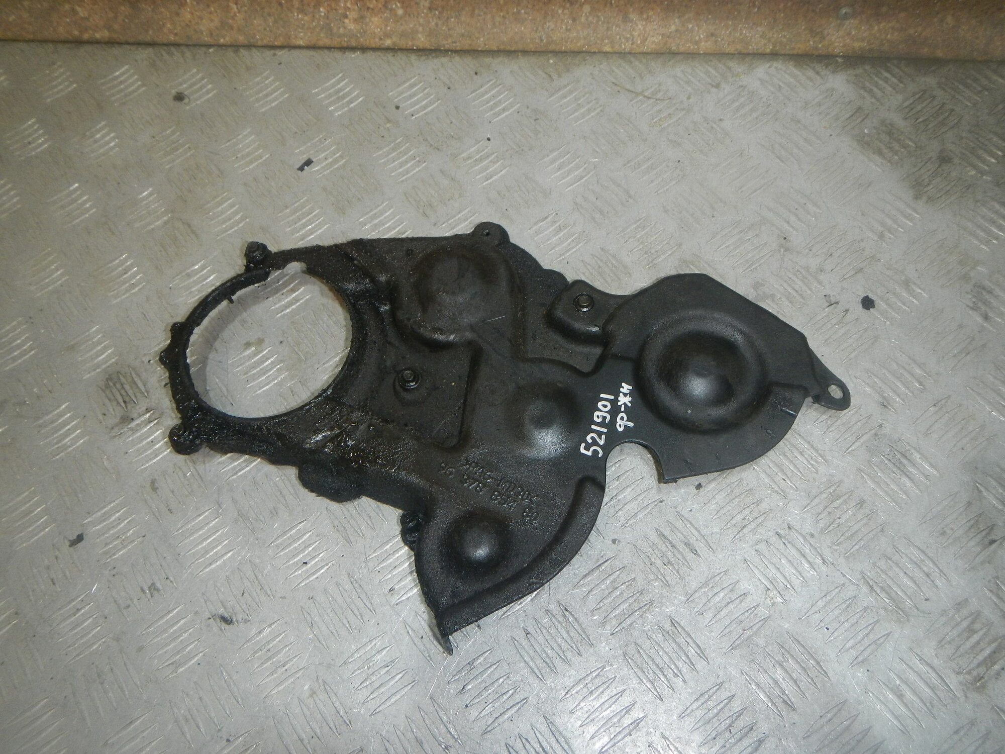 Б/У Кожух ремня ГРМ, Ford (Форд)-FUSION (02-12) FORD FUSION (02-12) 1.4,TDCI. Сквозной задир. 521901 FORD арт. 9637885480