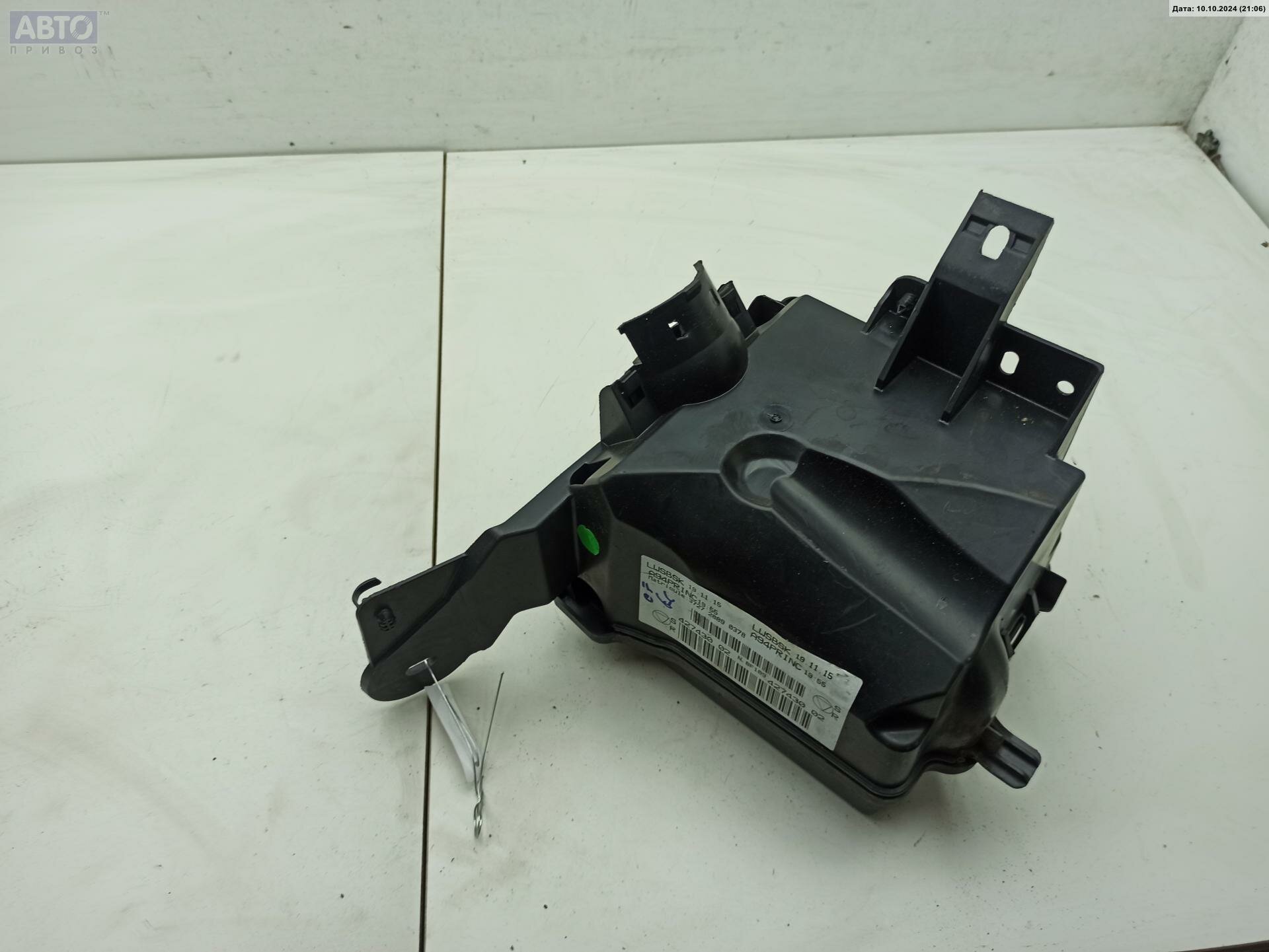 Корпус блока предохранителей Peugeot 2008