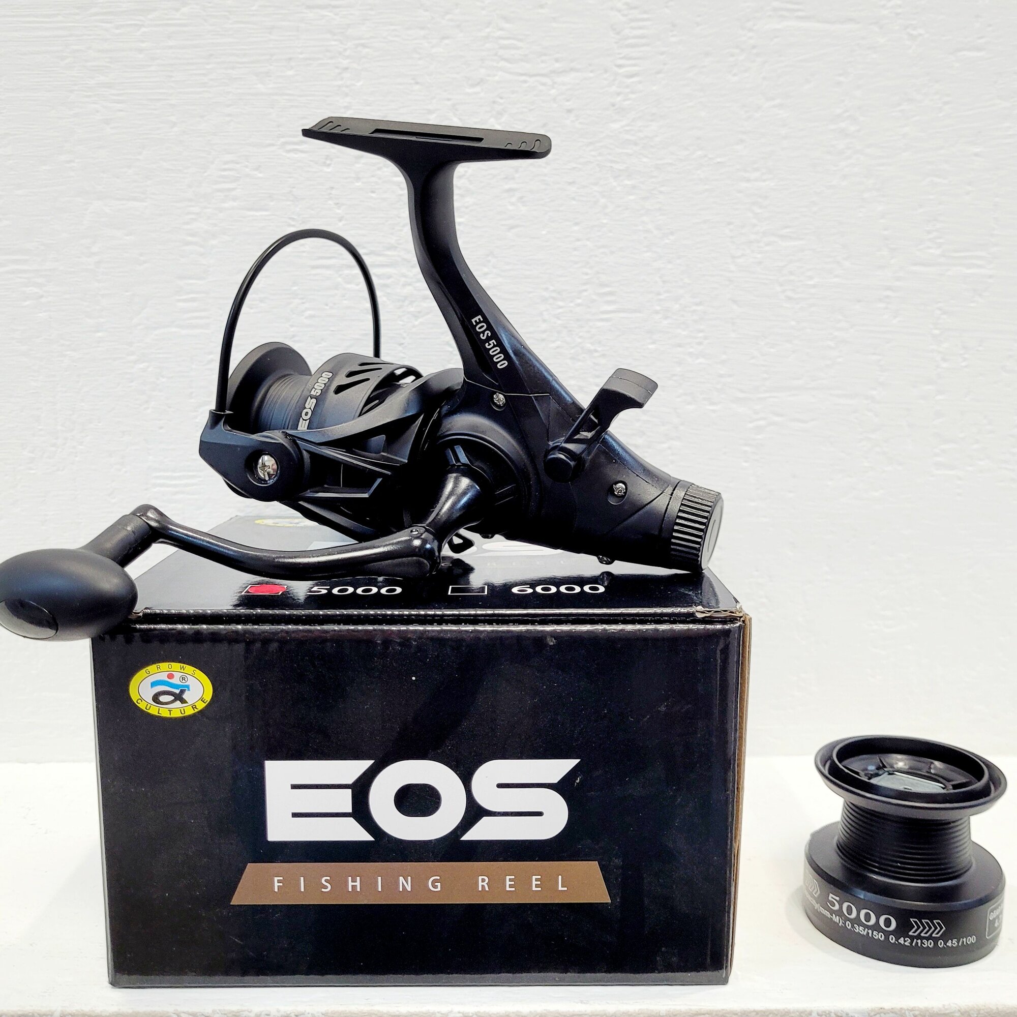 Катушка бейтранер Grows Culture EOS 5000 для ловли карпа и сазана