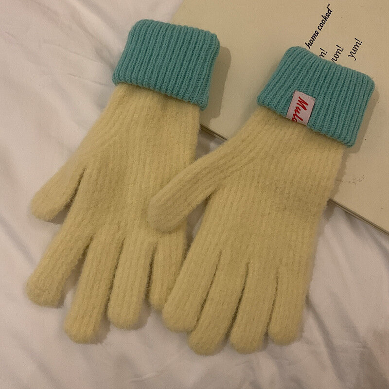 Перчатки для женщин