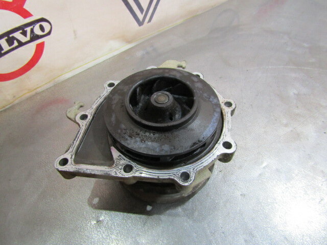 Насос системы охлаждения D2066 MAN TGX, TGS, TGA