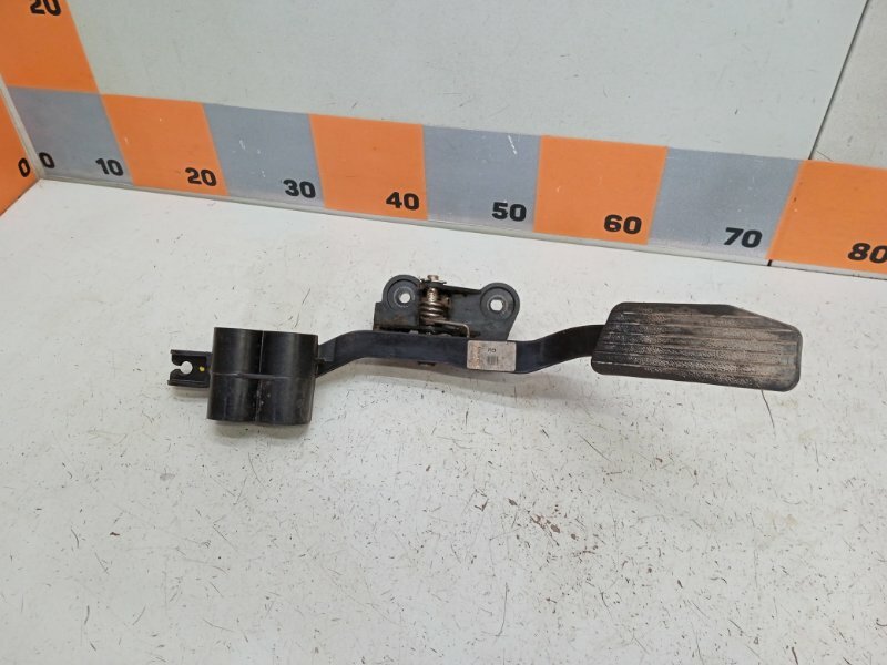 Б/У Хендай Соната 5 НФ Педаль газа Hyundai Sonata 2010 NF, 5 239560 Hyundai-KIA арт. 327263K000