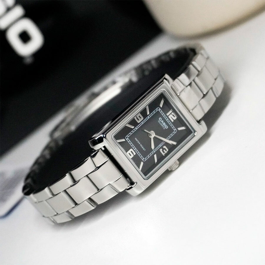 Наручные часы CASIO Collection, серебряный, черный — фото 1