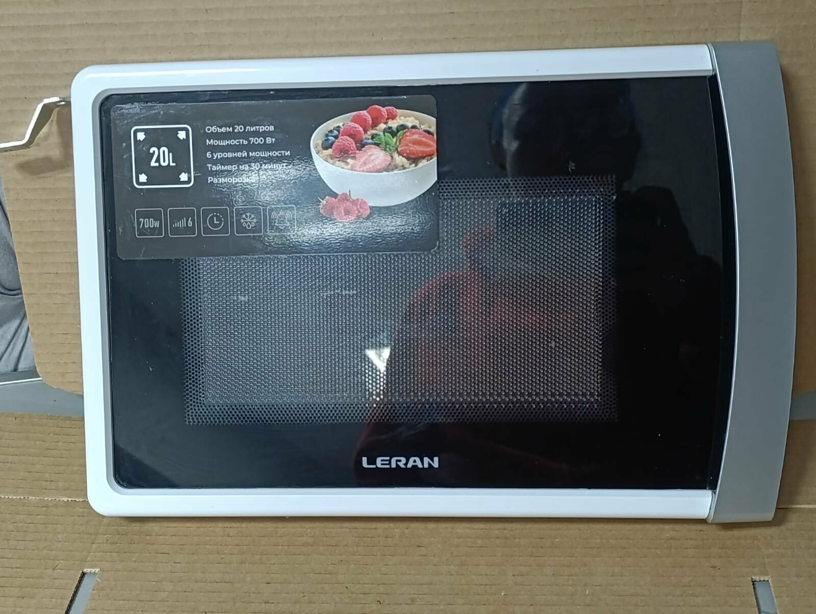 Дверца в сборе для микроволновой печи Leran FMO 2032 W