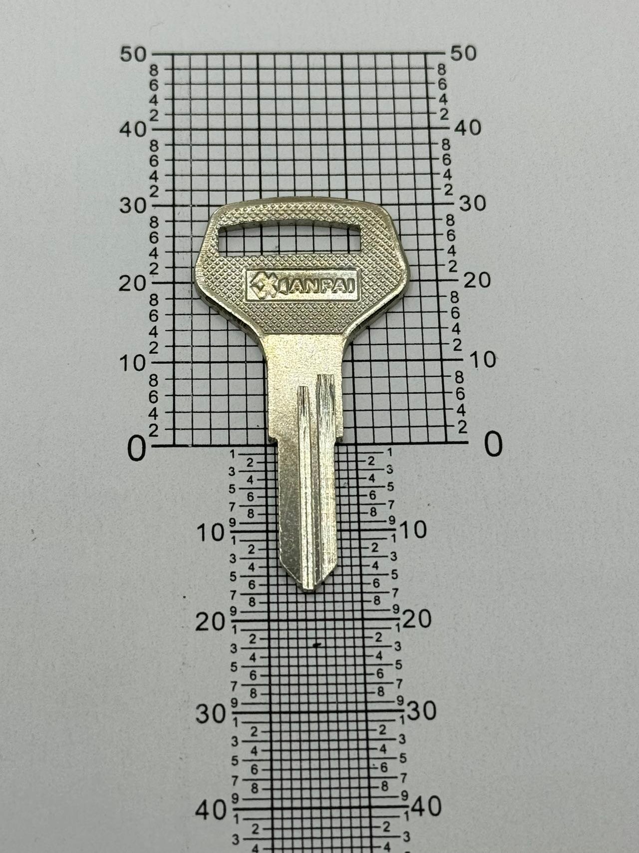 Английские ключиEUB2_BB6_MAR1_x_BRAS2 Armstrong метал(E-506) 100шт