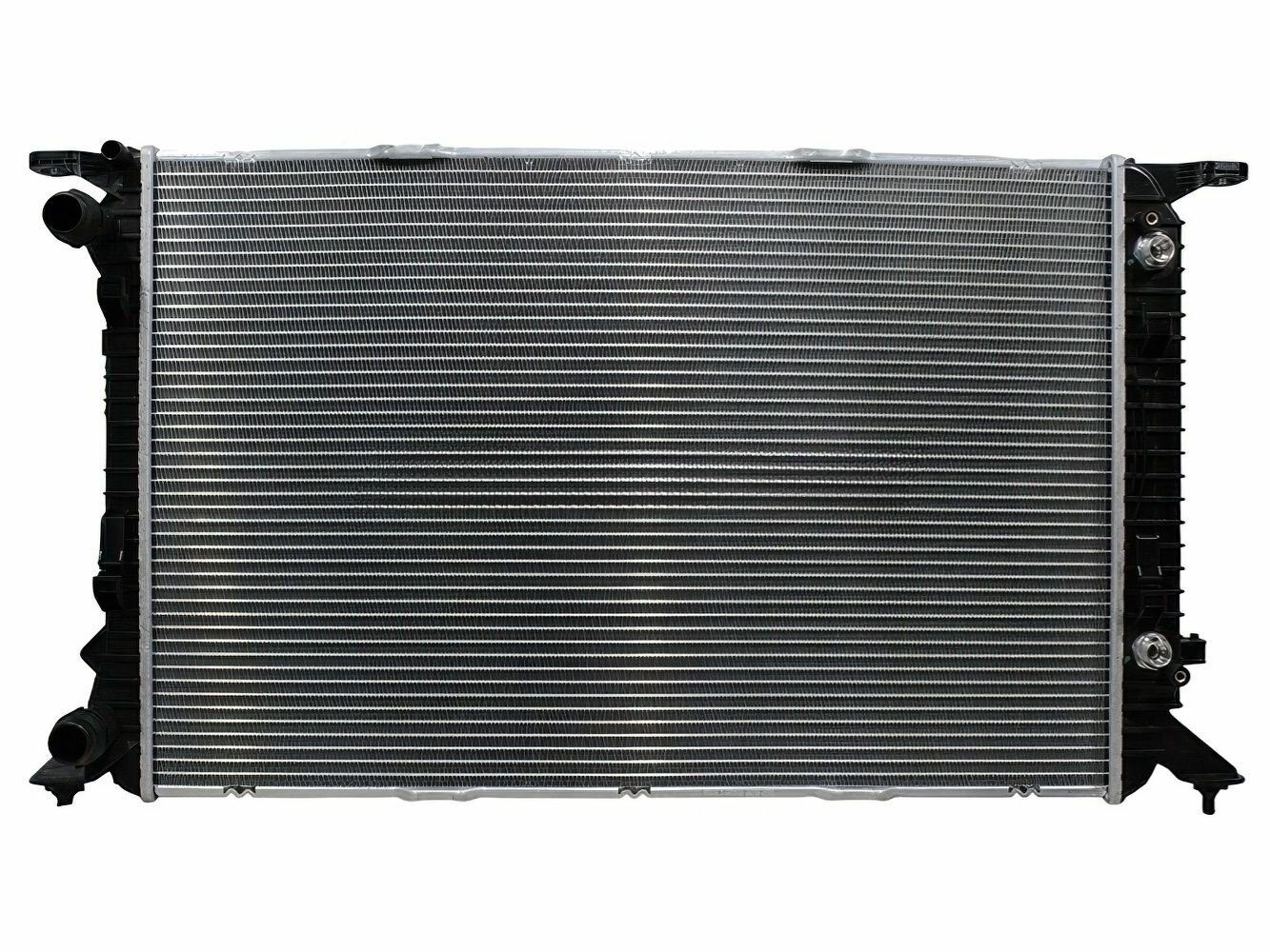Радиатор охлаждения двигателя для Ауди A4, S4, A6, S6 арт AD00091 SAT