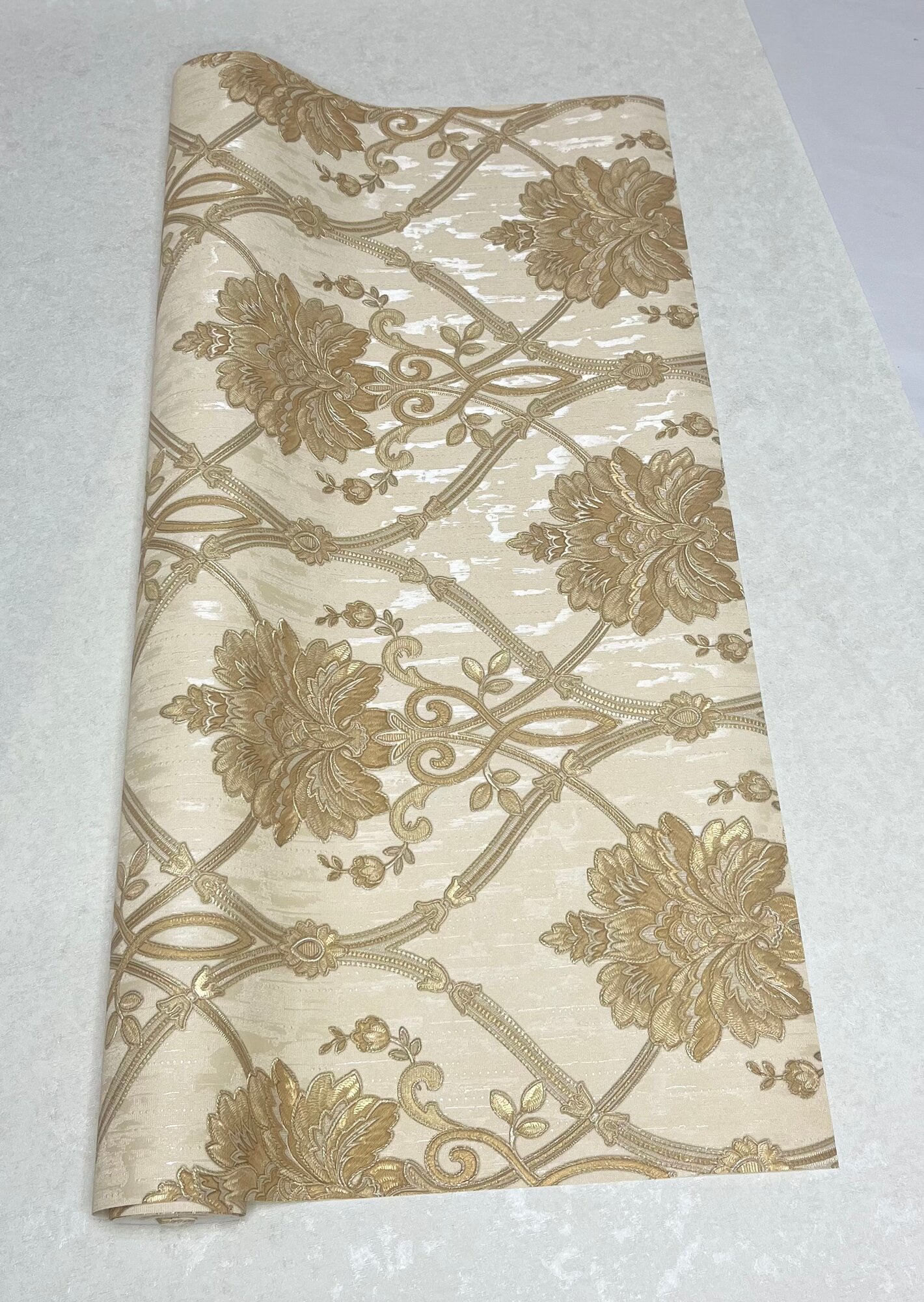 Обои Bethany 89123, размер рулона 1.06 x 10 Винил на флизелине, бежевый, дамаск, флористика