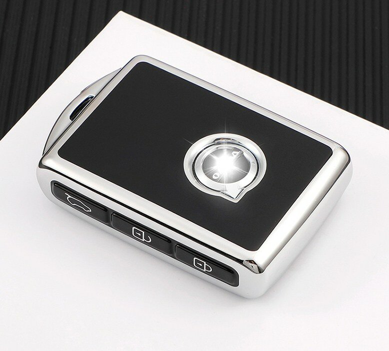 Белый чехол MyPads M-199986 для автомобильного ключа с вырезом под логотип Вольво Volvo