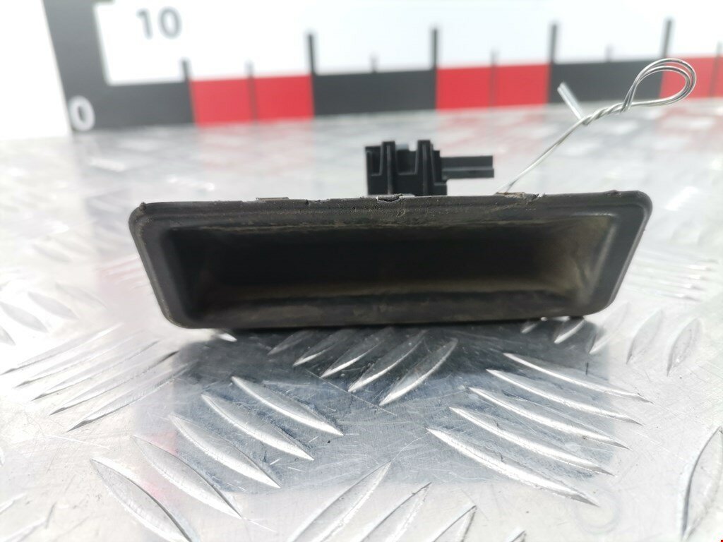 Ручка крышки багажника BMW 5-Series (E60/E61) 51247118158 арт. 1624731