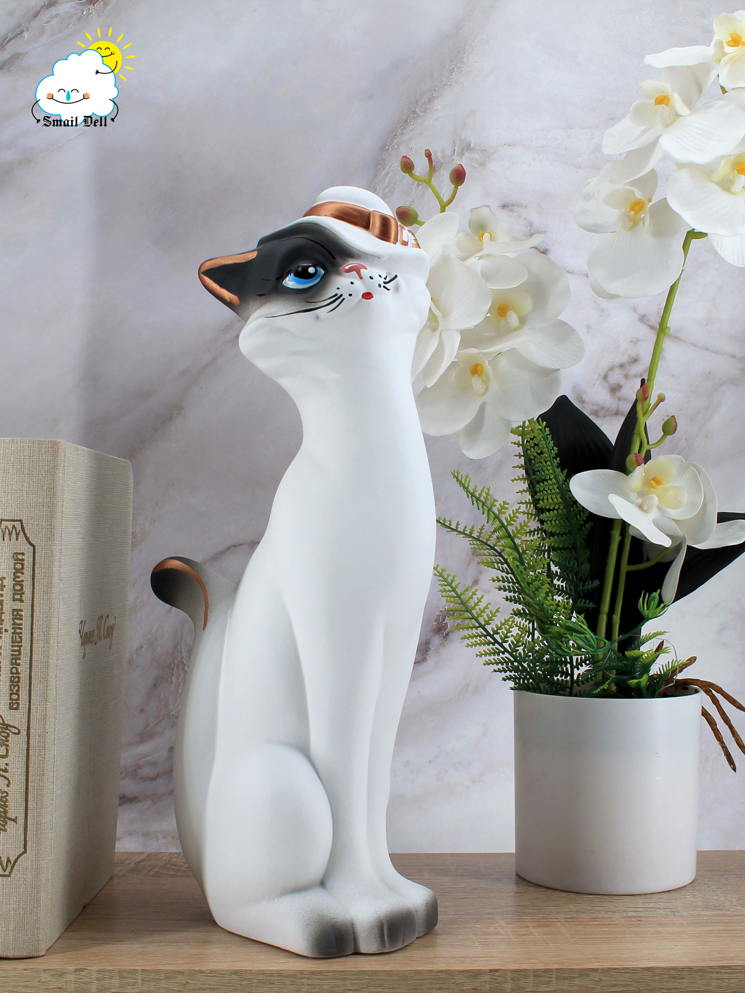 Статуэтка - копилка Кошечка Маркиза 33 см , керамика , ручная роспись , цвет белый с чёрный подпалом