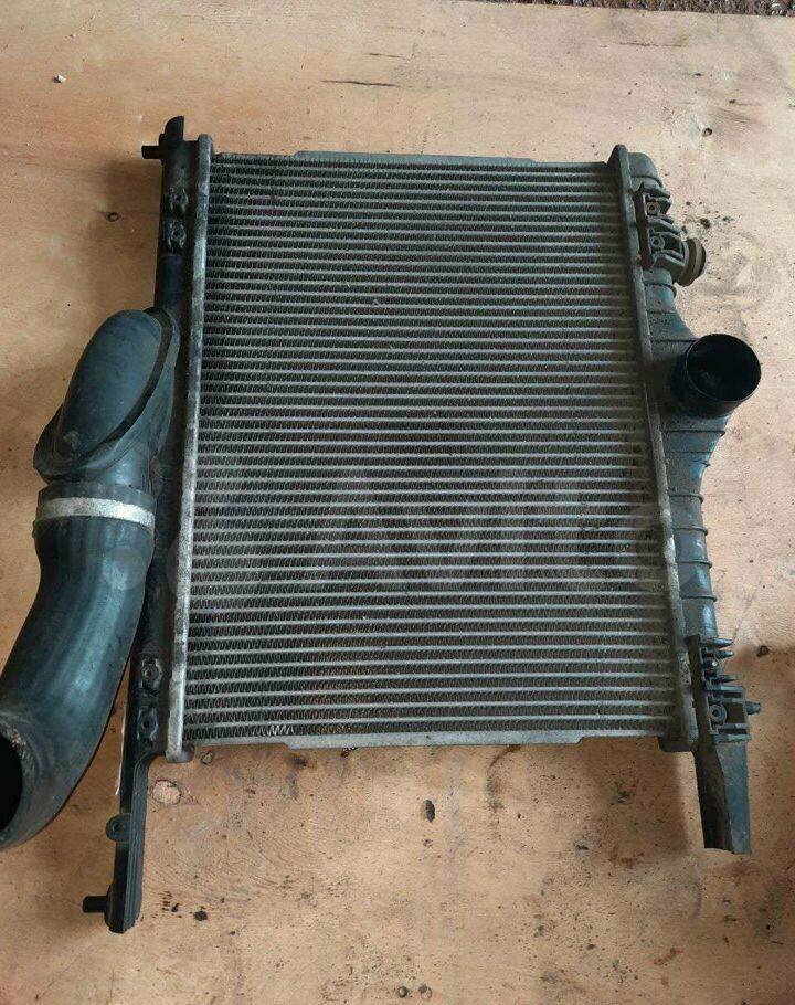 Интеркулер Volvo V40 2-й рест. 2003