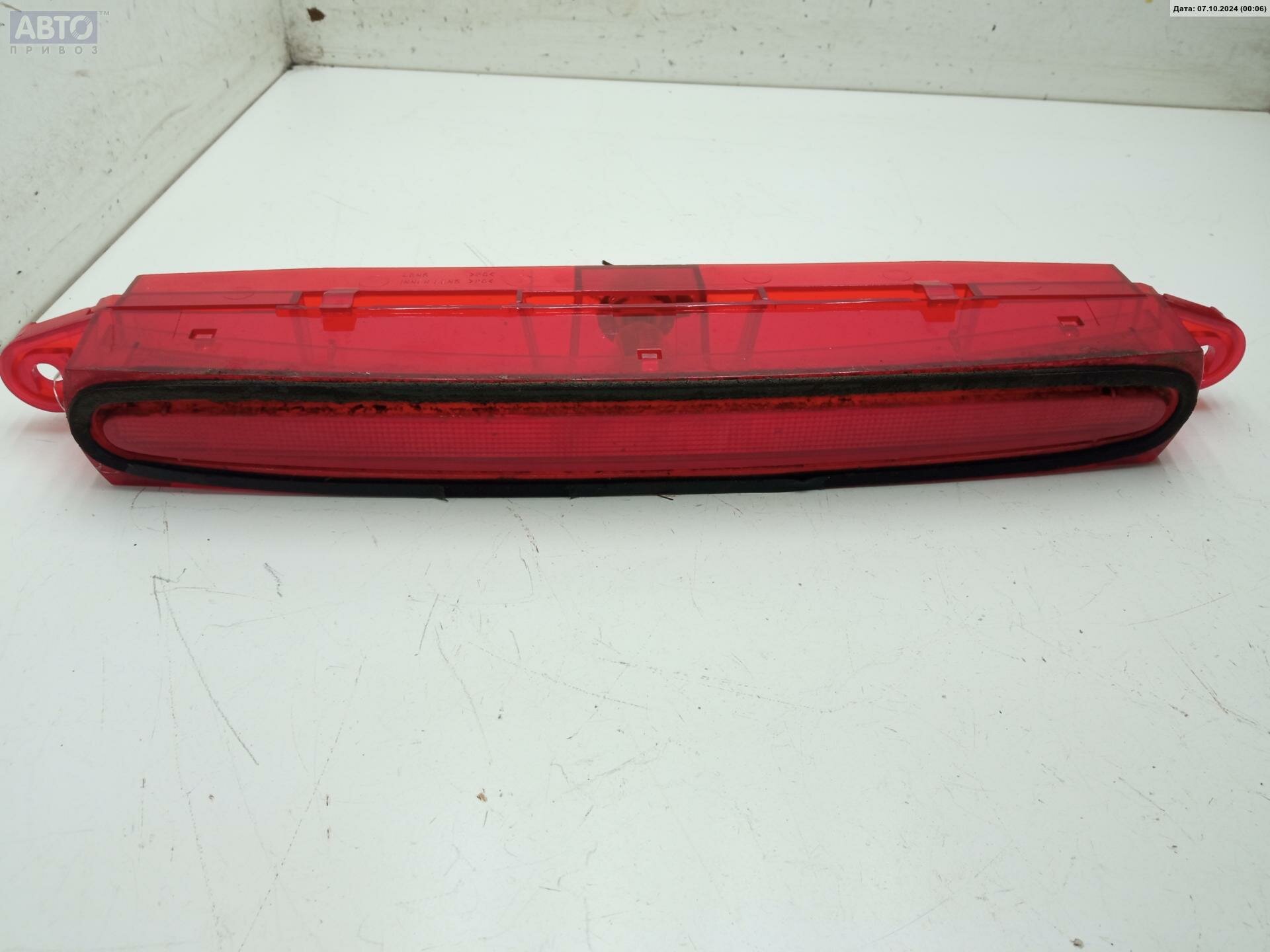 Фонарь стоп-сигнал Mazda 6 (2002-2007) GG/GY